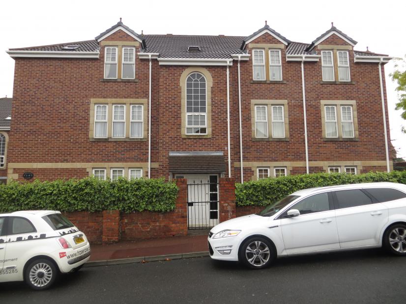 Montague Court, Gateshead | fraser lake